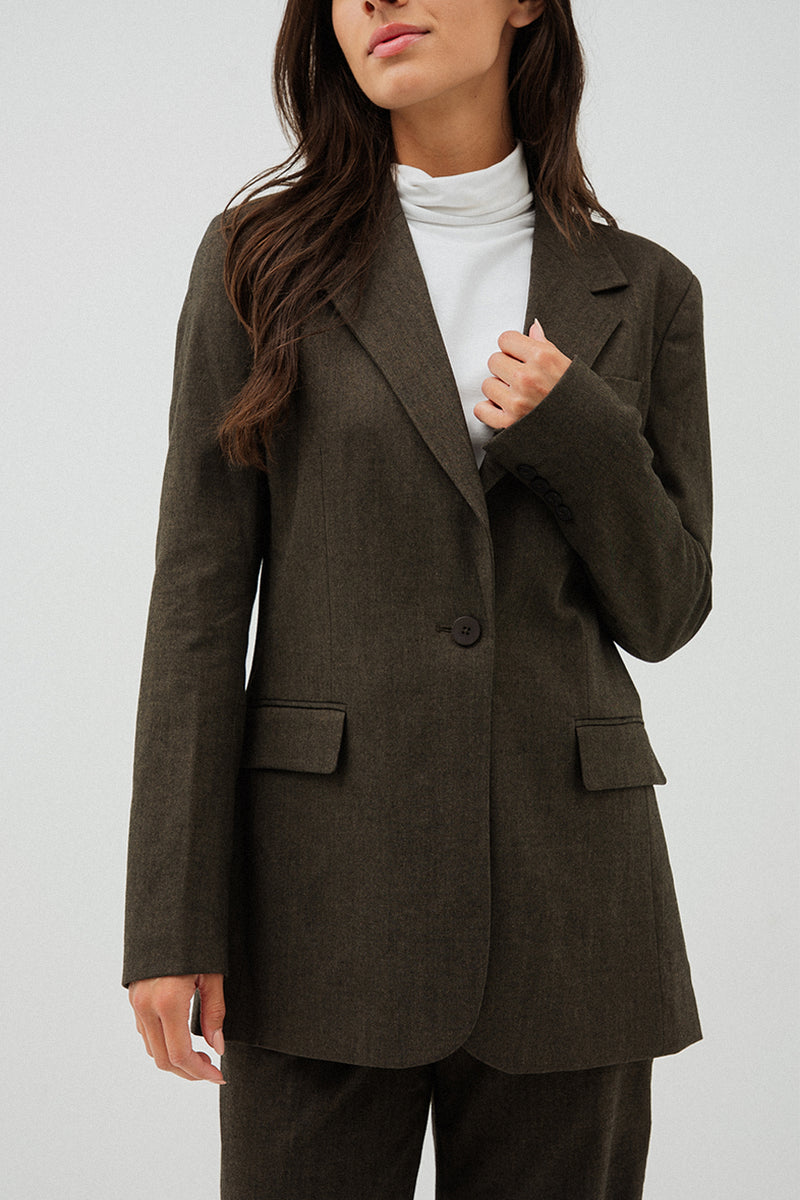 Le blazer uni ample brun chiné | Veston pour femme | Veston Blazer ...