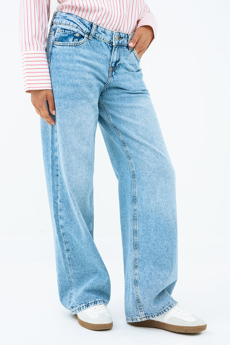 Le jeans large en denim bleu aspect usé par JJXX | Modèle Tokyo | Jeans ...